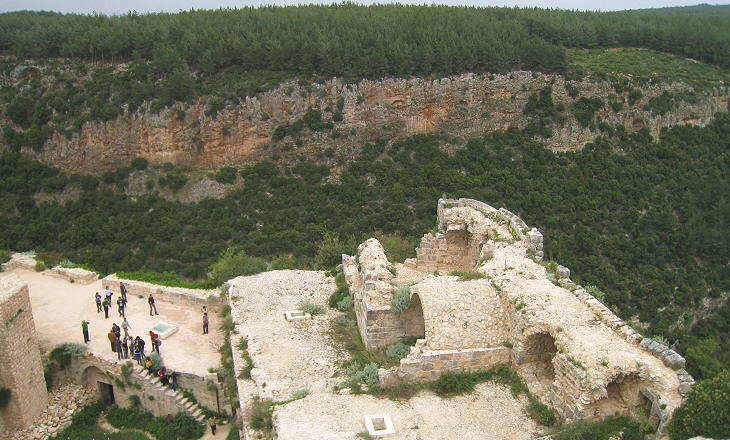 Castles of the Crusaders - Saone (Qalaat Salah ad-Din)